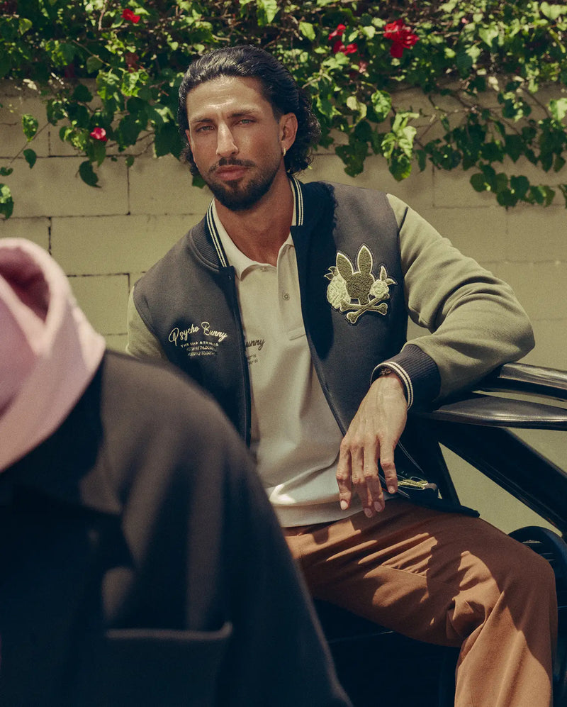 MENS RED CLASSIC V NECK TEE | PSYCHO BUNNY